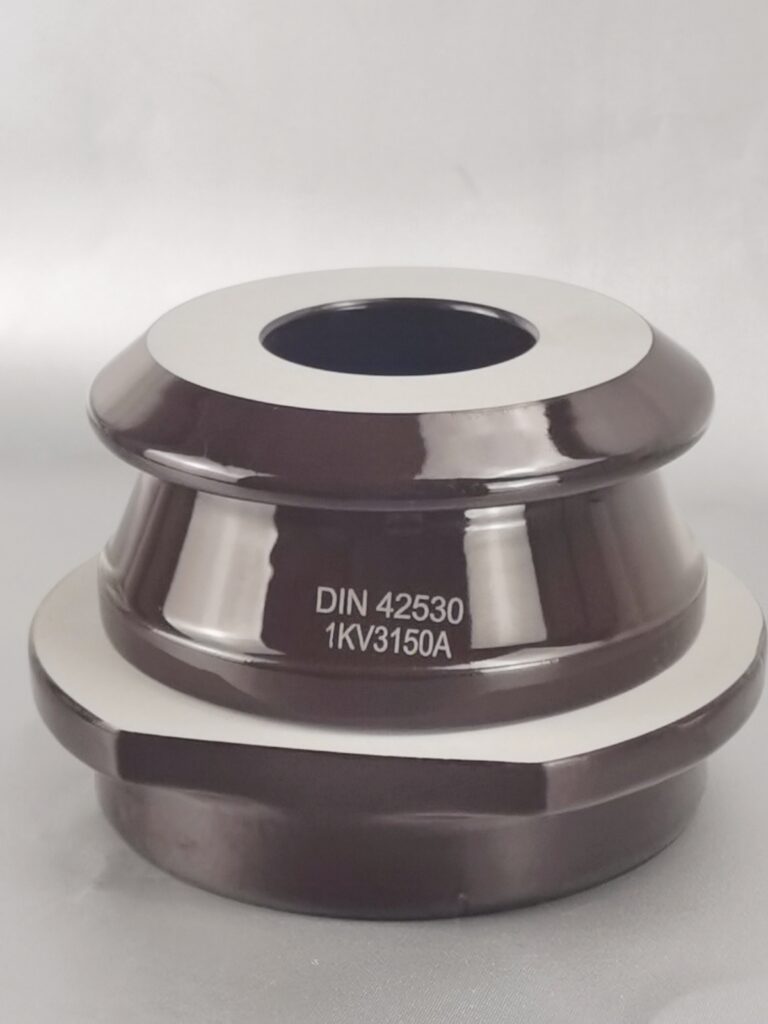 DIN42530 1kV/3150A Transformer Bushing Insulator - Pingxiang Risheng Electric Porcelain Co., Ltd.